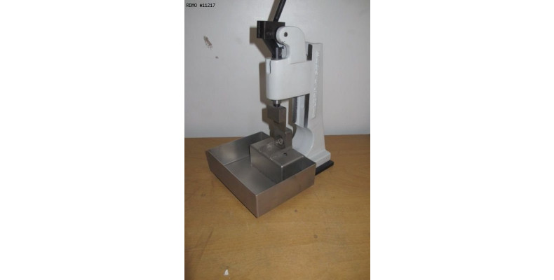 Manual press Berg & Schmid HK 500 (11217) Used Machine tools | Rdmo