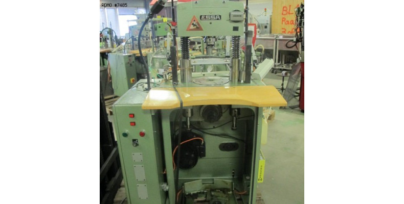 Mechanical press Essa RE 8 (7485) Used Machine tools | Rdmo